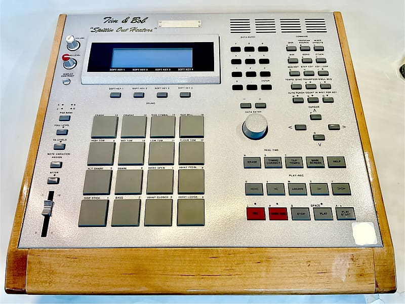 Akai MPC 3000 Limited Edition 1994 - Chrome Sparkle | Reverb