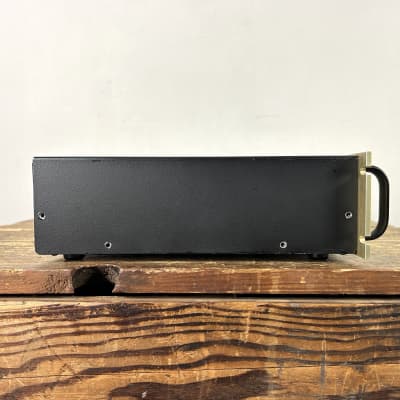 Conrad Johnson PV8 Tube Preamplifier | Reverb