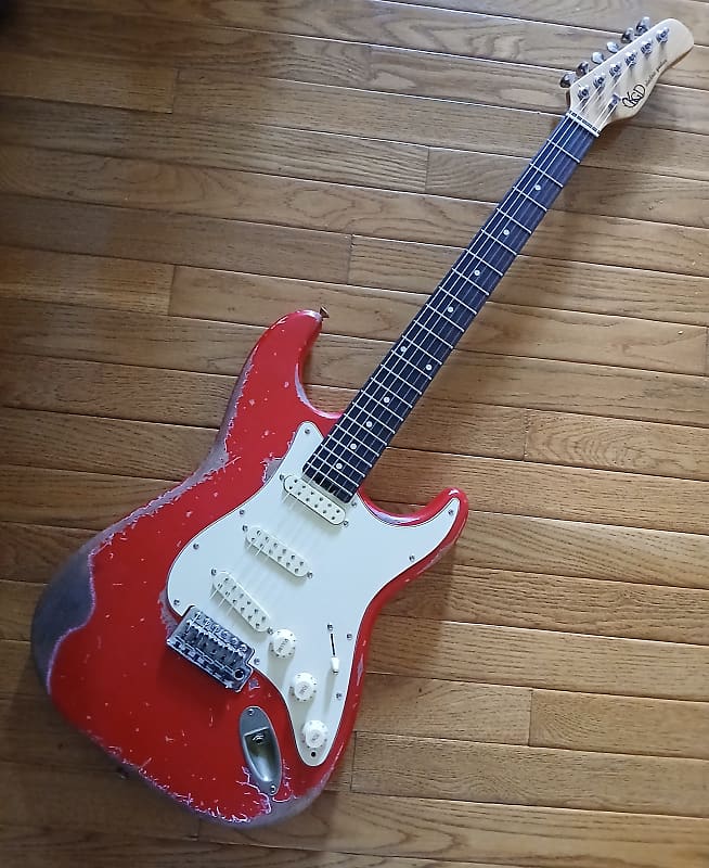 KGD Relic strat - Bright red relic | Reverb