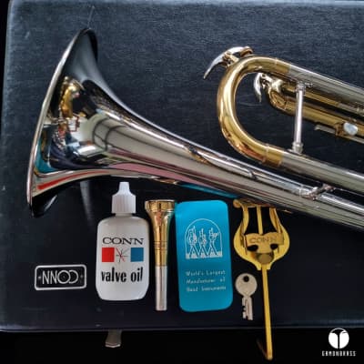 Beautiful C.G.Conn 38B Connstellation Elkhart trumpet case | Reverb