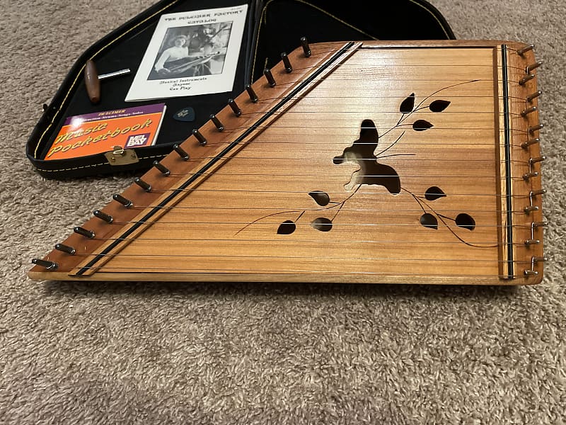 Vintage “The Dulcimer Factory” Johnny Harp Special Edition | Reverb