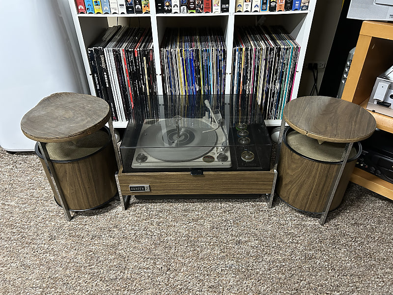Zenith CIRCLE OF SOUND Solid State Vintage 60's Record Player | Reverb