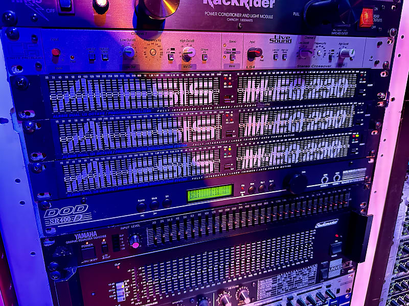 Alesis M-EQ-230 Graphic equalizer | Reverb