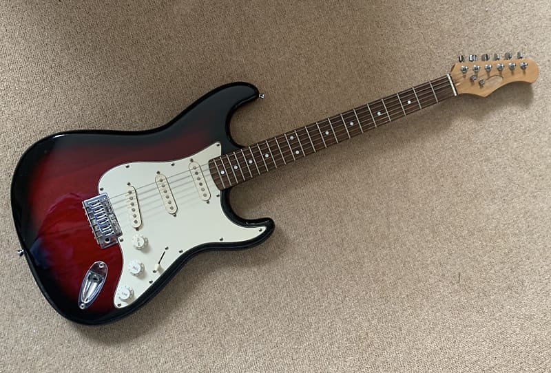 Stagg S300-RDS Standard “S” Vintage Style 6-String RH | Reverb UK