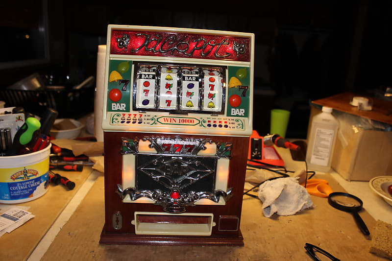 Jackpot Slot Machine AM/FM Cassette Player Radio Receiver | Reverb
