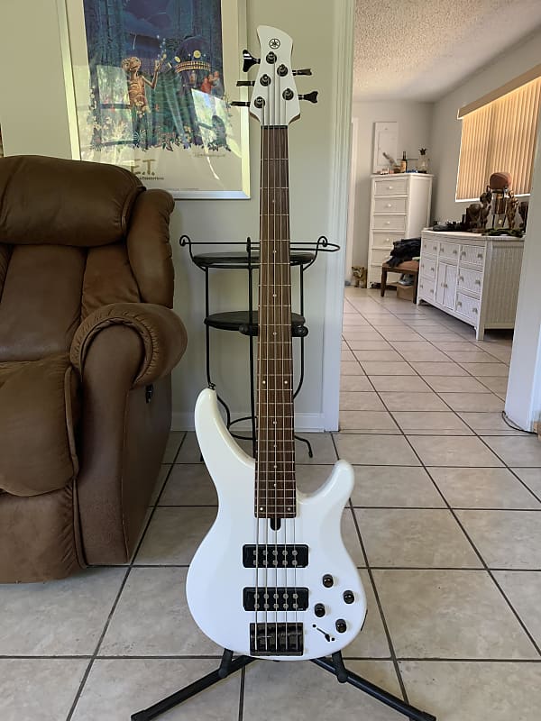 Yamaha TRBX-305 2024/25 - White | Reverb