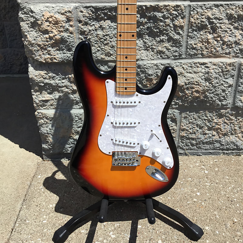 Harmony H80T Strat Style 1980s - Sunburst w/Bag | Reverb
