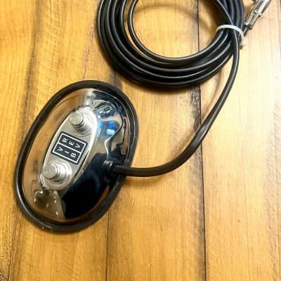 Fender Dual Amplifier Footswitch 1980's Chrome Vibrato/Reverb | Reverb