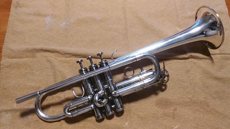 Getzen Capri C Trumpet 90's - Silver | Reverb