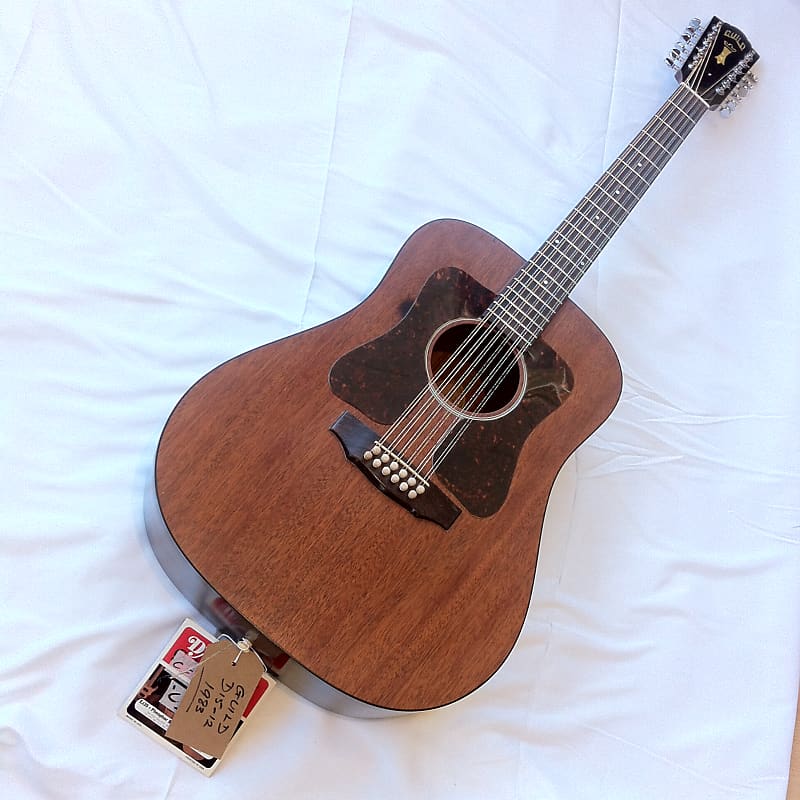 Guild D15-12MH 12 string 1983 Natural satin | Reverb UK