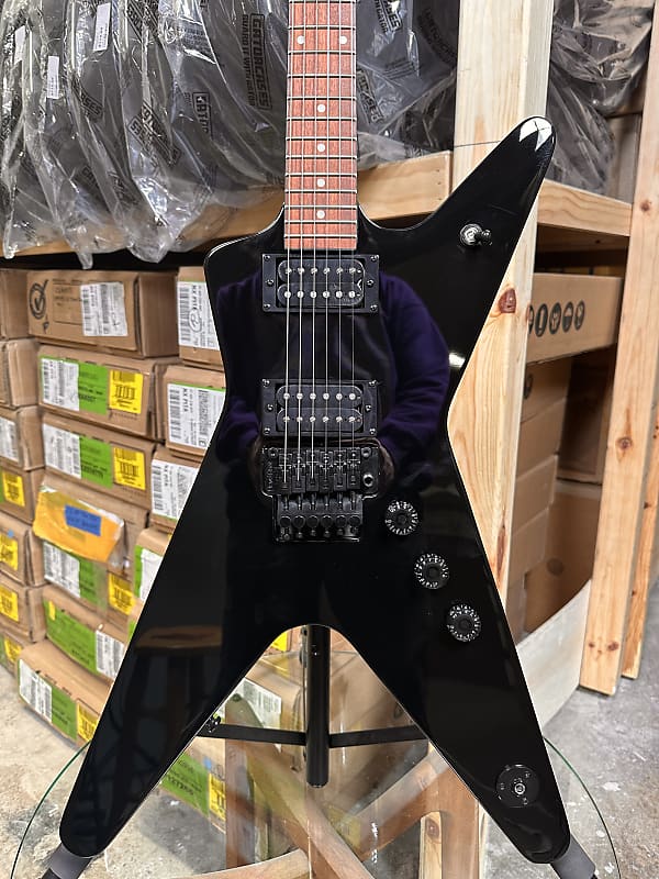 Dean ML XF Floyd - Classic Black #20104 | Reverb