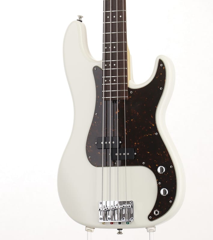 Three Dots PB with EMG-BTC Olympic White/R [SN T343] | Reverb UK