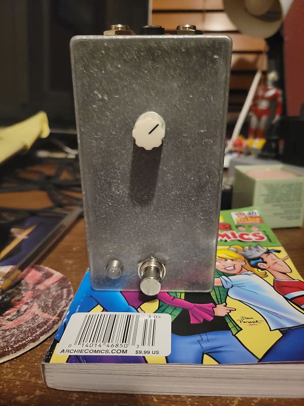 DIY Boost pedal (video is up) mxr micro boost clone | Reverb