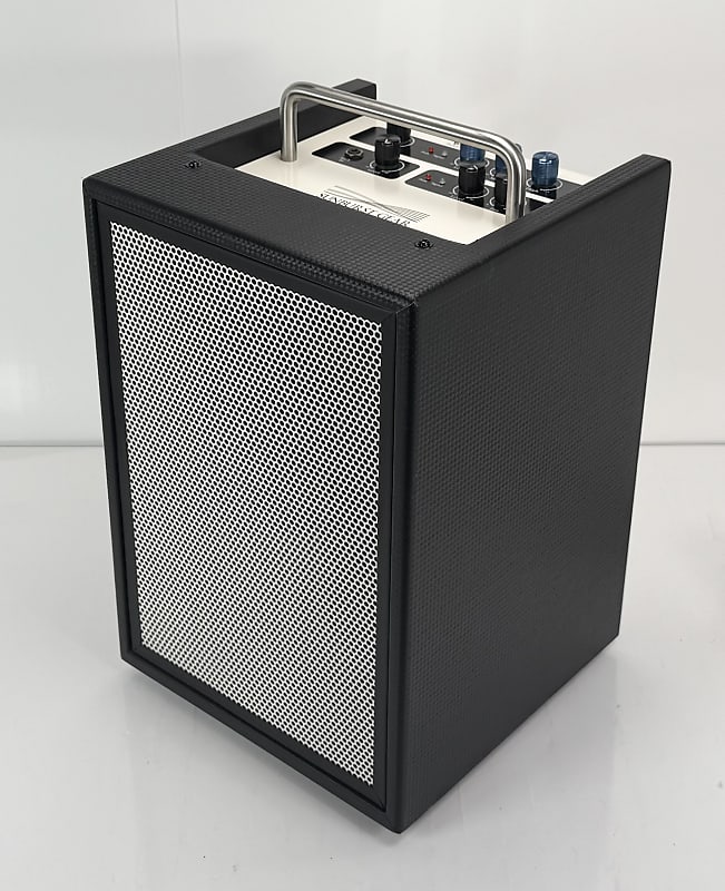 Sunburst Gear M3R8 (Open Box) Battery Powered Amplifier with | Reverb