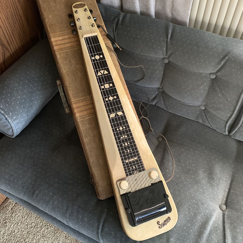 Supro Comet 60’s - Pearloid with FREE CS-3 | Reverb