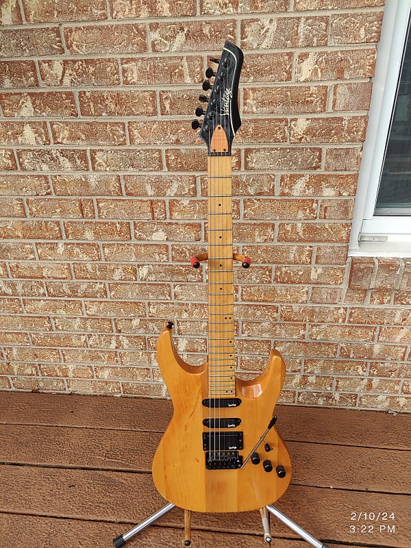 Vantage Artist 1980's - Natural W/Hardcase | Reverb