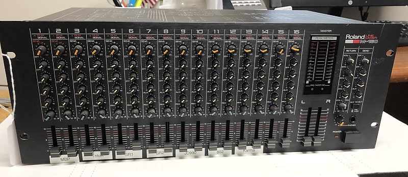 Roland Line Mixer M-160 | Reverb