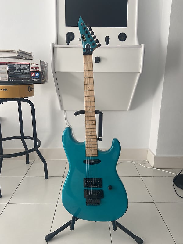 ESP Super Strat 1980s - Turquoise sparkle | Reverb