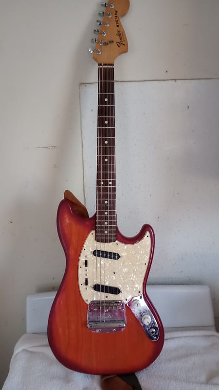 Fender Mustang 1978 - refinished new electronics , noise | Reverb