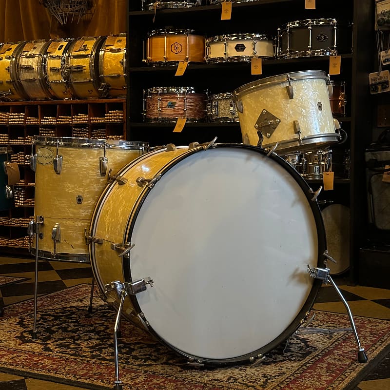 VINTAGE 1950's WFL Classic Professional Outfit in White | Reverb