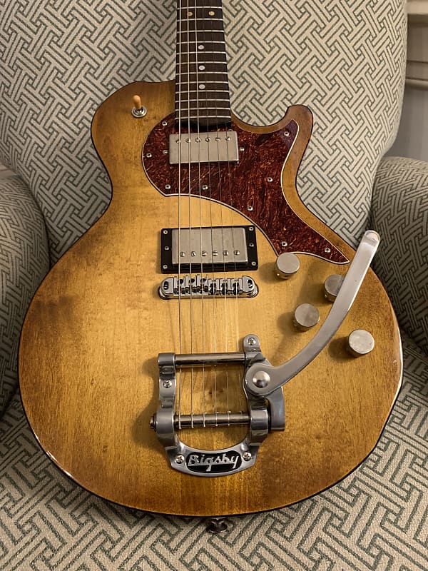 B.A. Ferguson Deluxe Walker 2015 - Whiskey (Video) | Reverb