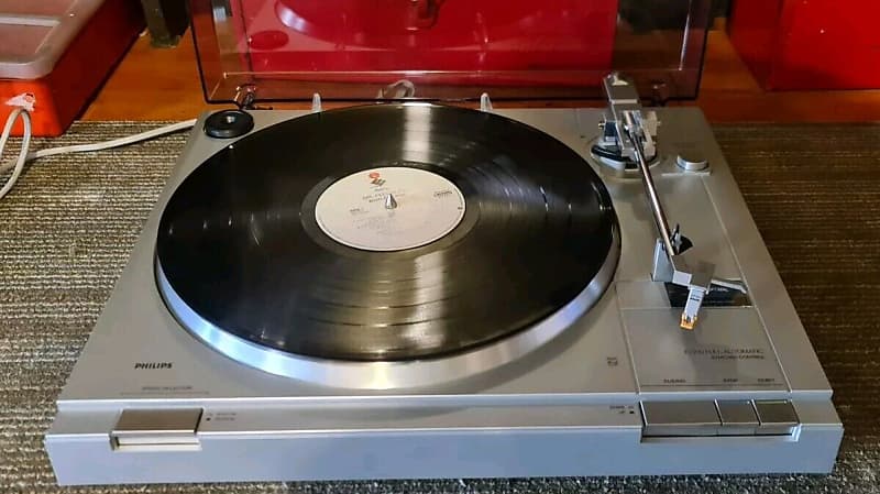 VINTAGE PHILLIPS DIRECT DRIVE TURNTABLE/MADE IN JAPAN | Reverb
