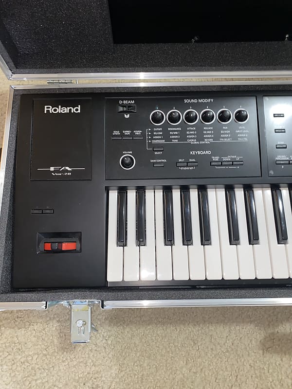 Roland FA-06 61-Key Music Workstation 2014 - Present - Black | Reverb