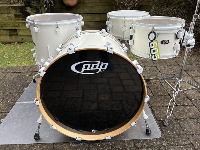 NEW PDP by DW 805 Drum Set (24” BD / 18” FT) | Reverb