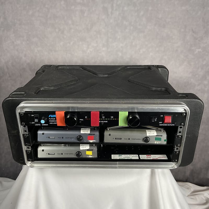 Used Shure Wireless System w/ Case & Power Supply | Reverb