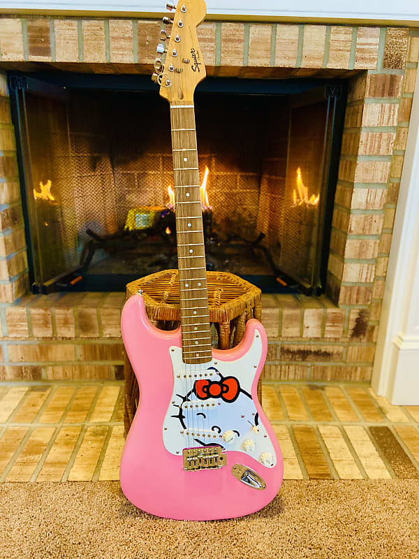 Fender Squire Bullet 2008 Pink | Reverb