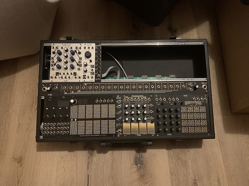 Make Noise CV Bus Case (CASE ONLY) | Reverb