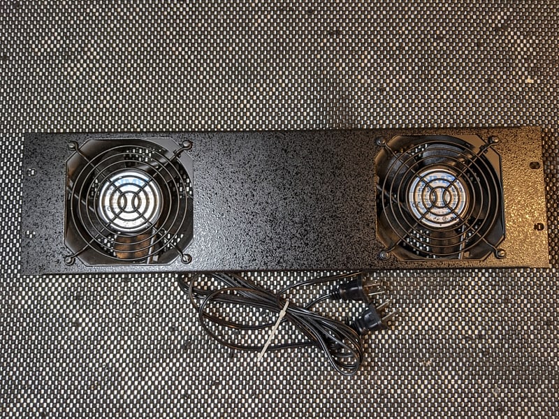 Middle Atlantic QFP2 Rack Fan Black | Reverb