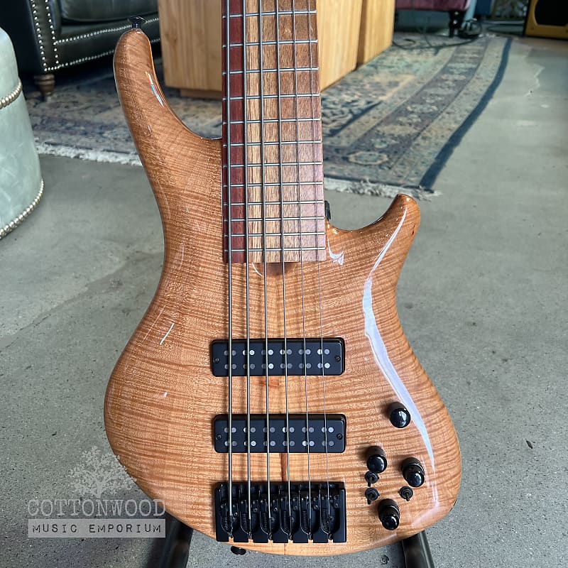 Keith B. Roscoe SKB-3006 Custom 6 String Bass Guitar | Reverb