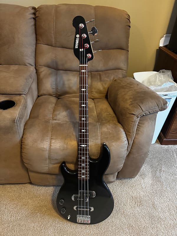 LEFT HANDED YAMAHA BB414 BASS LEFTY | Reverb