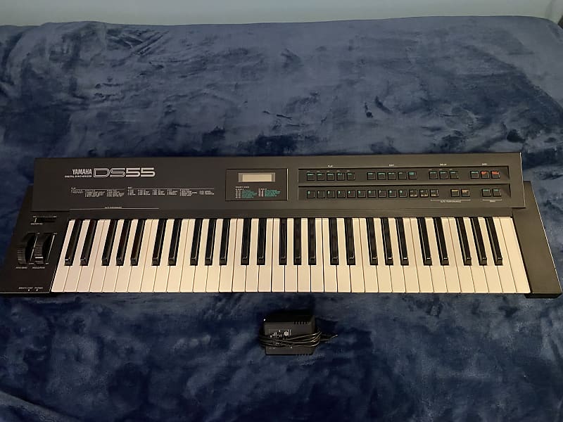 Yamaha DS55 1988 FM Synthesizer Keyboard w/ Power Adapter | Reverb