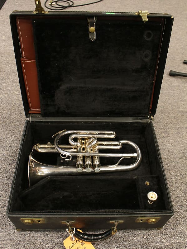 Used Getzen Eterna Bb Cornet w/case | Reverb