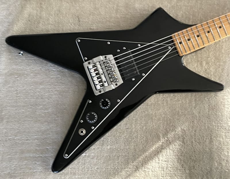 1985 USA Peavey Mantis LT Black Kahler Flyer Locking Tremolo | Reverb