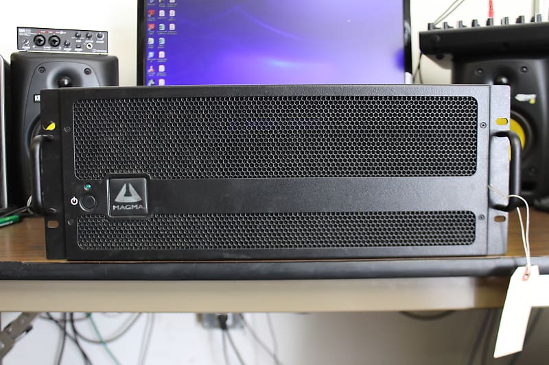 Avid Magma Expansion Chassis w/ 4 HD Cards & 6 Slots | Reverb