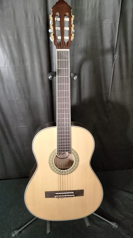 Peavey CNS34 3/4 Size Nylon String Acoustic Guitar | Reverb