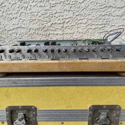 Behringer Vx2000 Ultra Voice Pro | Reverb