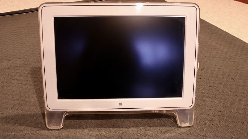 Apple A1038 Cinema Display | Reverb