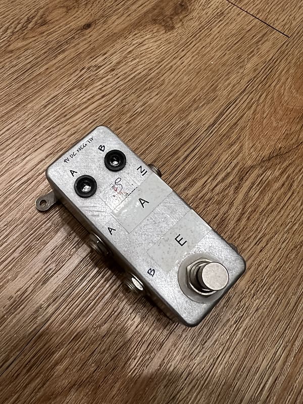 Loopmasters A B Switch | Reverb