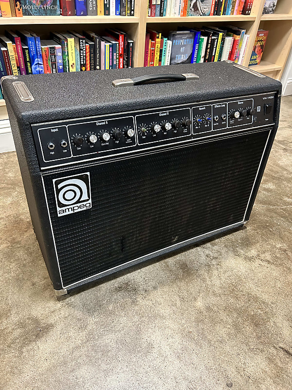 Ampeg VH-140C 212 combo | Reverb