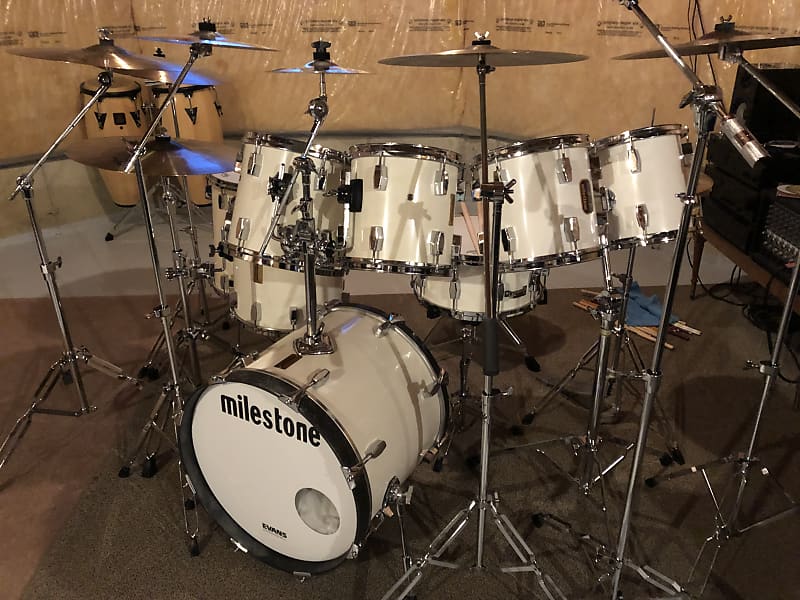 Vintage drums Milestone 1980s White lacquer | Reverb Canada