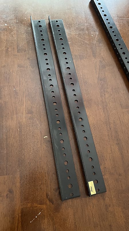 Middle Atlantic Rack Rails 2010's - Black | Reverb