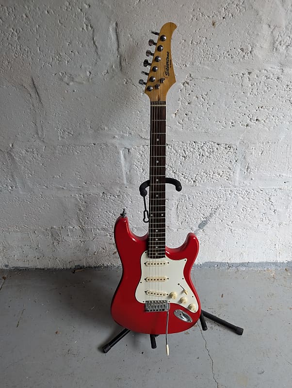 Silvertone SS-11/R Stratocaster 1990s - Red & White | Reverb