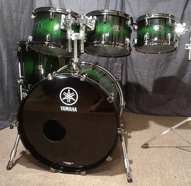 Yamaha Live Custom 5pc Drum Set. Oak Shells. 10/12/13/16/22 | Reverb