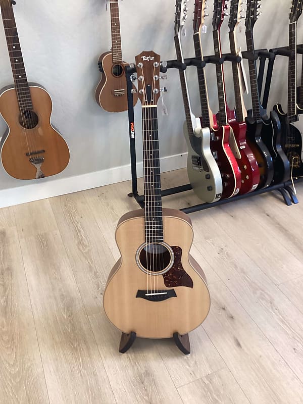 Taylor GS Mini E - walnut - Natural | Reverb
