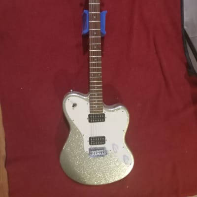 Fernandes Native - GOLD Sparkle Finish w/Soft Guitar Case | Reverb