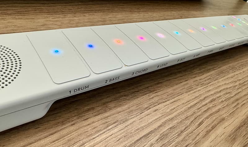 Fun Artiphon Chorda Synth & MPE MIDI Controller | Reverb